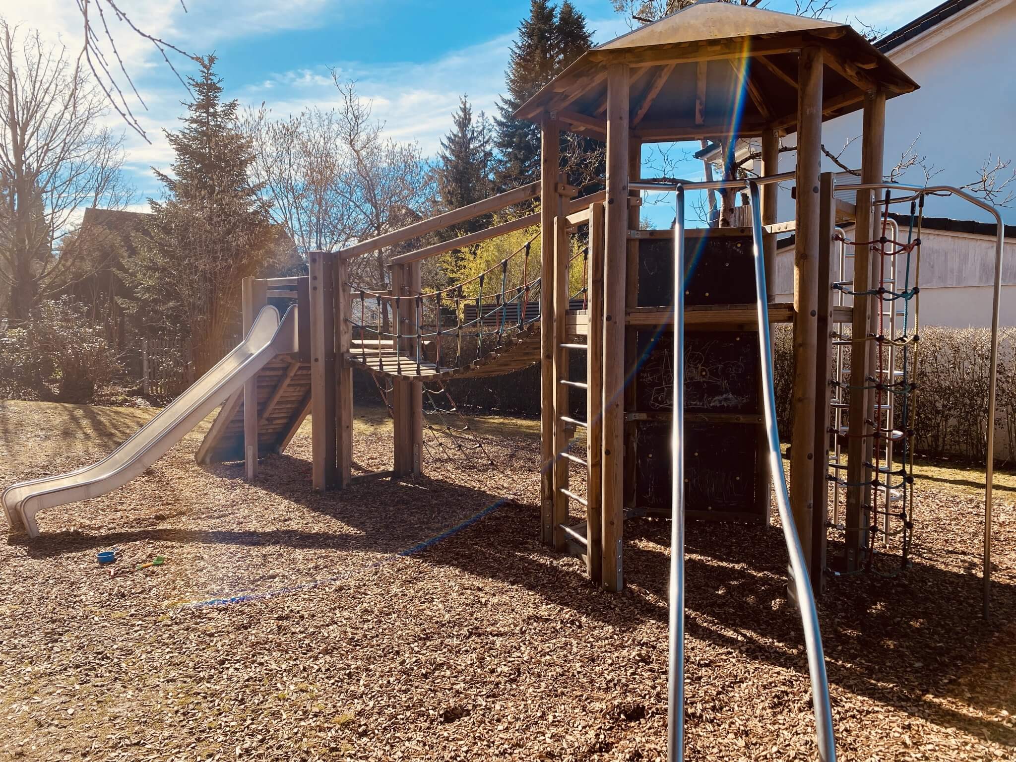 Spielplatz Frühlingstrasse 10 in Hohenbrunn-Riemerling